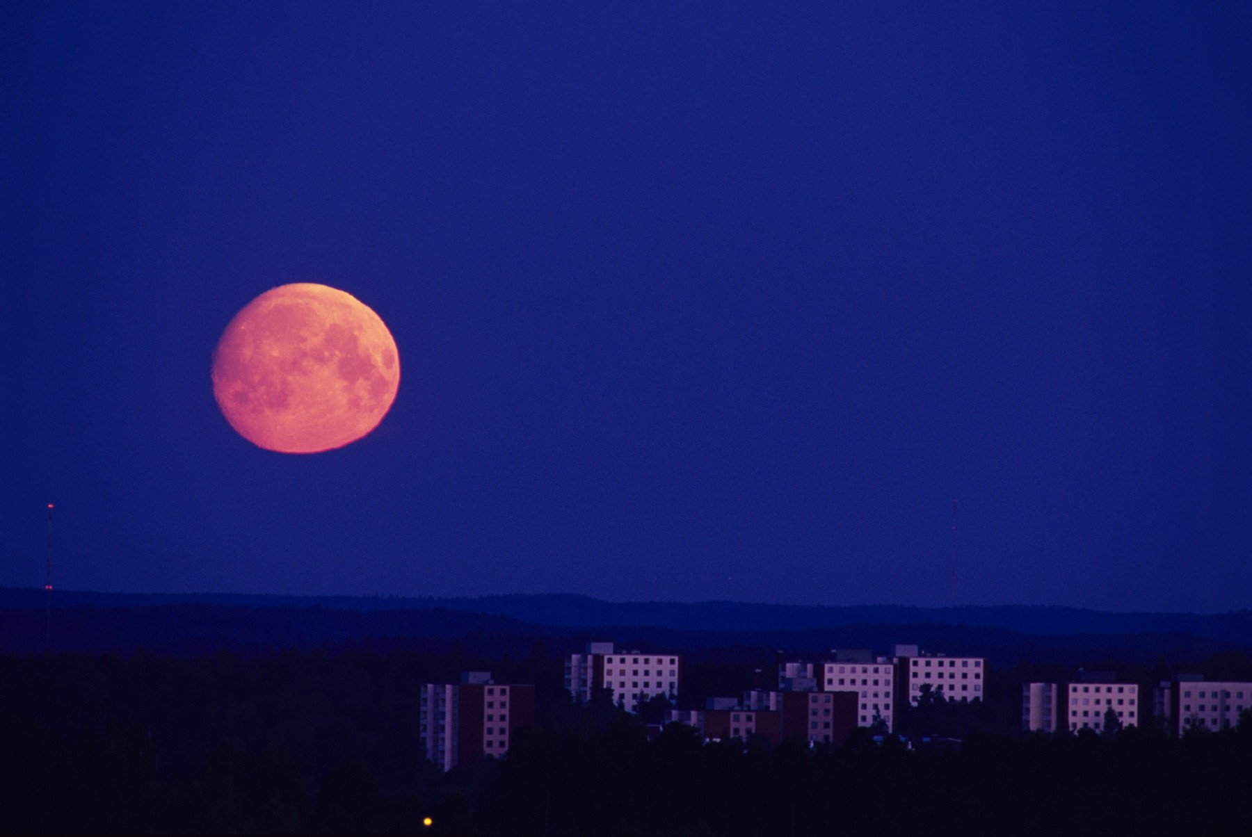 Krvavi Mesec nad Srbijom, najduže pomračenje u ovom veku: Da li je LOŠ ...
