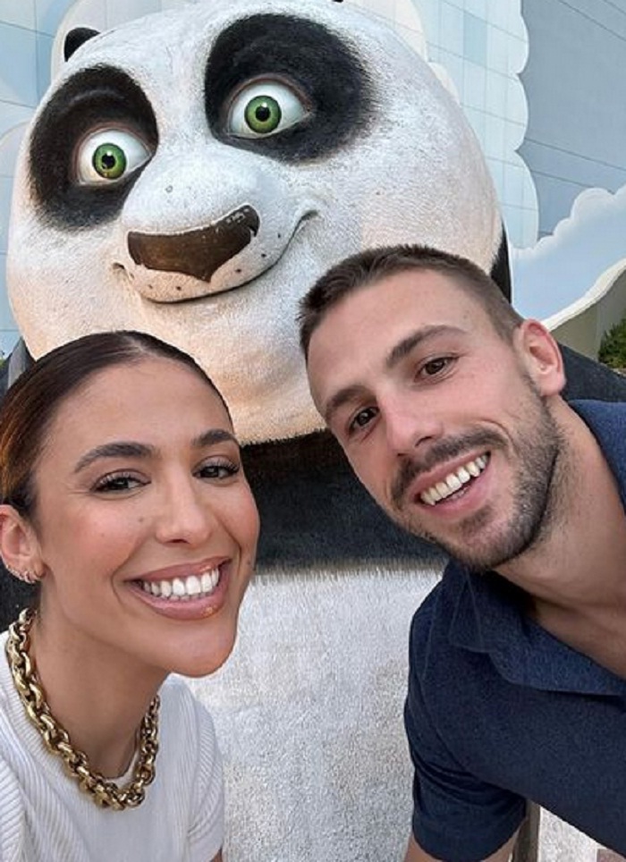 DUNJA JO KONAČNO POKAZALA DEČKA: Zgodni Crnogorac ima DVA POSLA i zbog ...