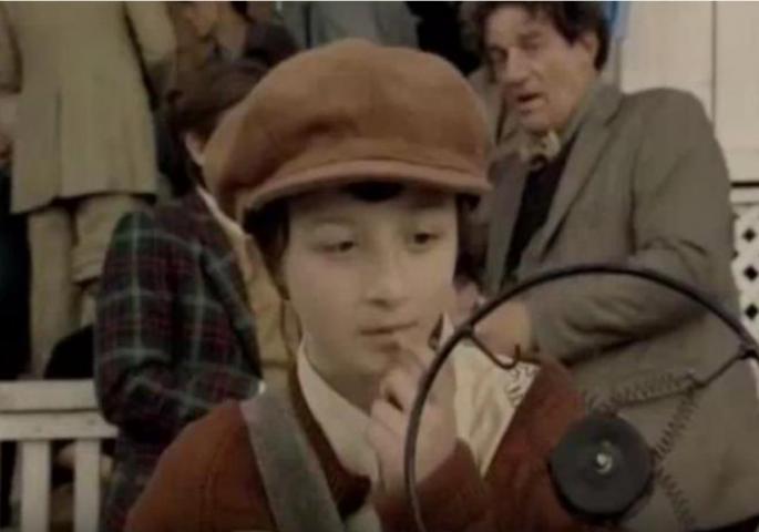 "Došli smo sa Kosova, a od honorara sam..." Mali Stanoje je sa 13 ...