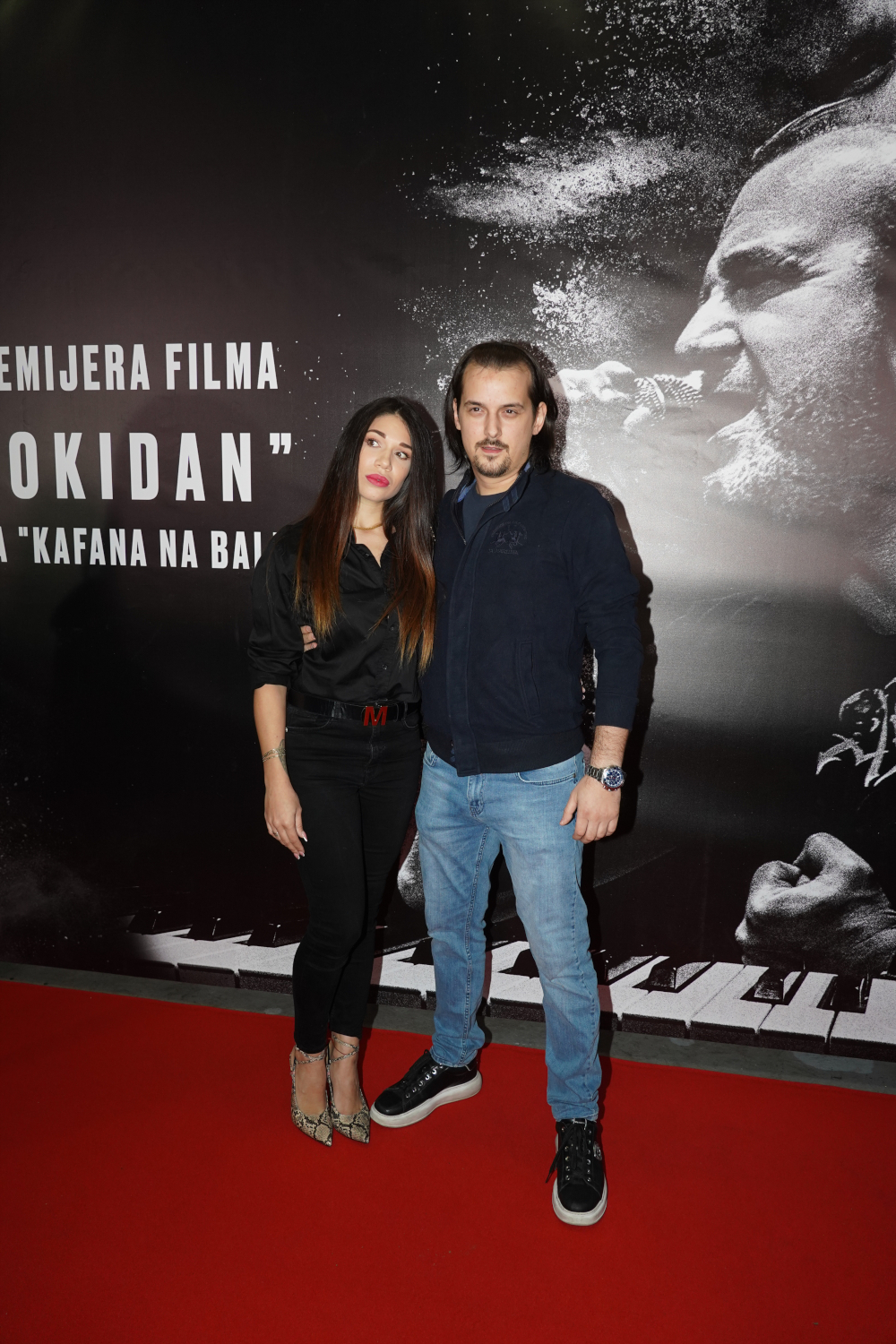 Došla da podrži maminog bivšeg muža: Sofija Šašić zablistala na ...