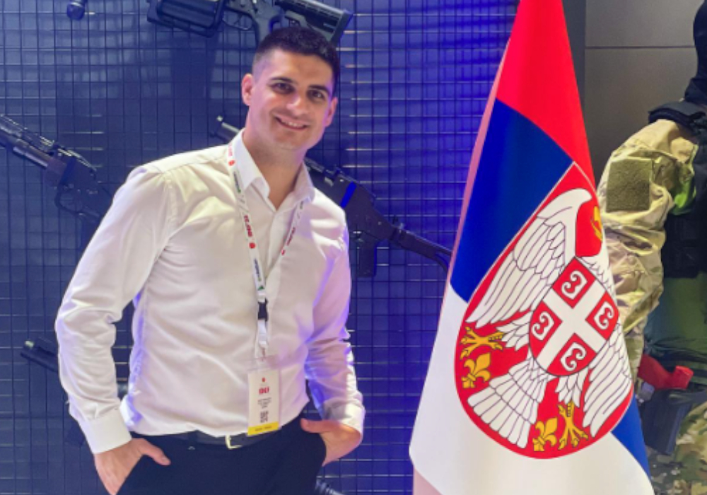 Ма ко је то ИЗМАМИО УЗДАХЕ гледатељкама РТС-а? Игор Топаловић је ...