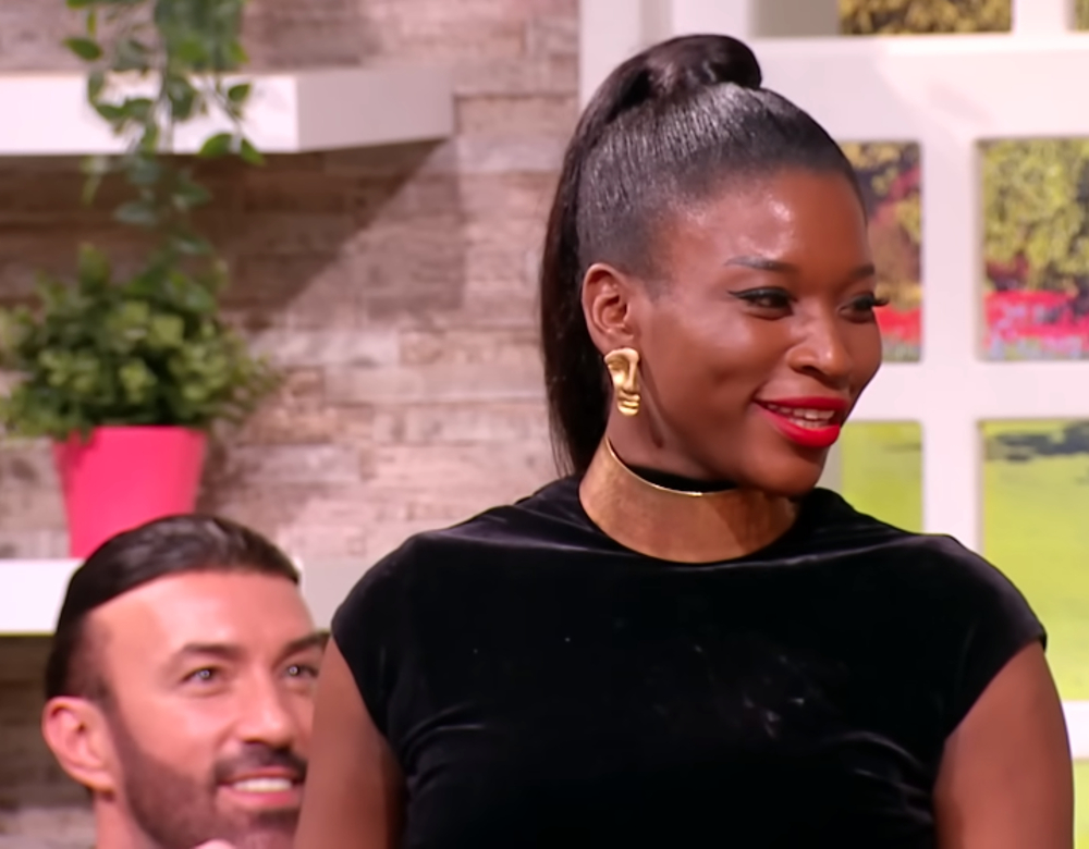 SRPSKA SNAJKA IZ ZULU PLEMENA UZVRAĆA UDARAC: Naledi Repaja besna zbog ...