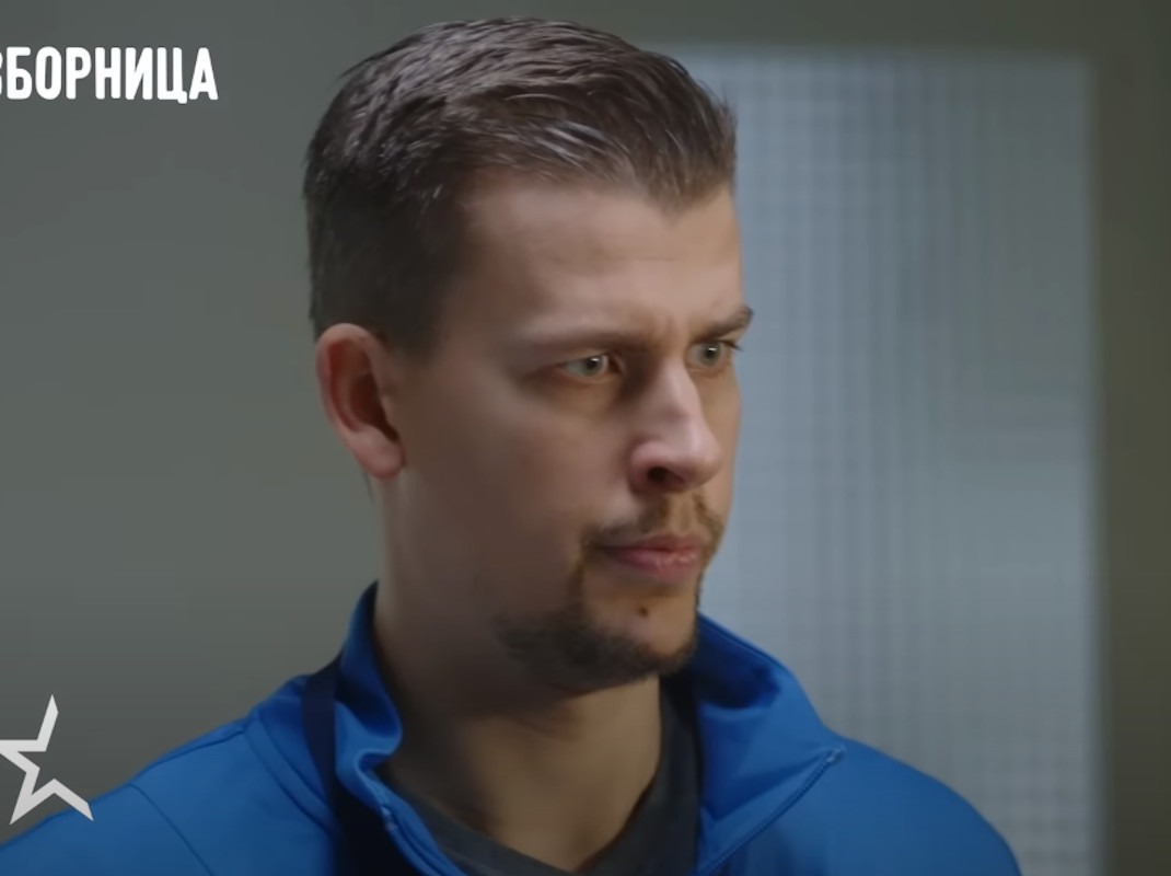 ZGODNI DVOMETRAŠ ZA KOJIM ŽENE LUDE: Sin Branimira Brstine matirao ...