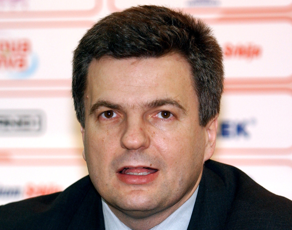 Mirko Petrović menja Džajića?