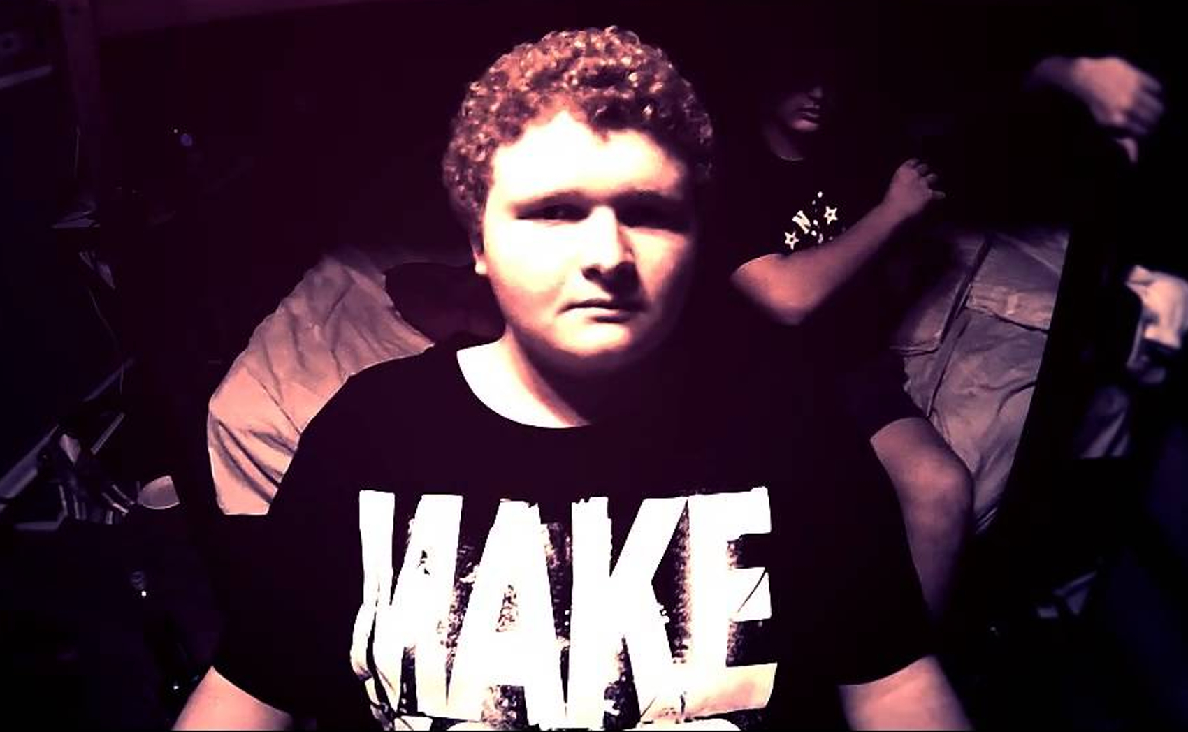 LUDO BURAZERU: Nema naučnog objašnjenja za to što radi ovaj momak (VIDEO)