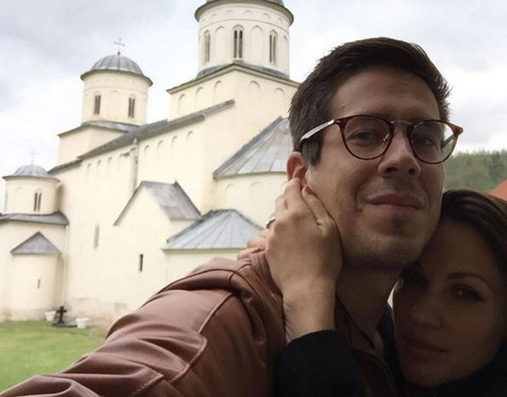 VENČAO SE NIKOLA ROKVIĆ: Pogledajte PREDIVNE FOTKE iz crkve! (FOTO)