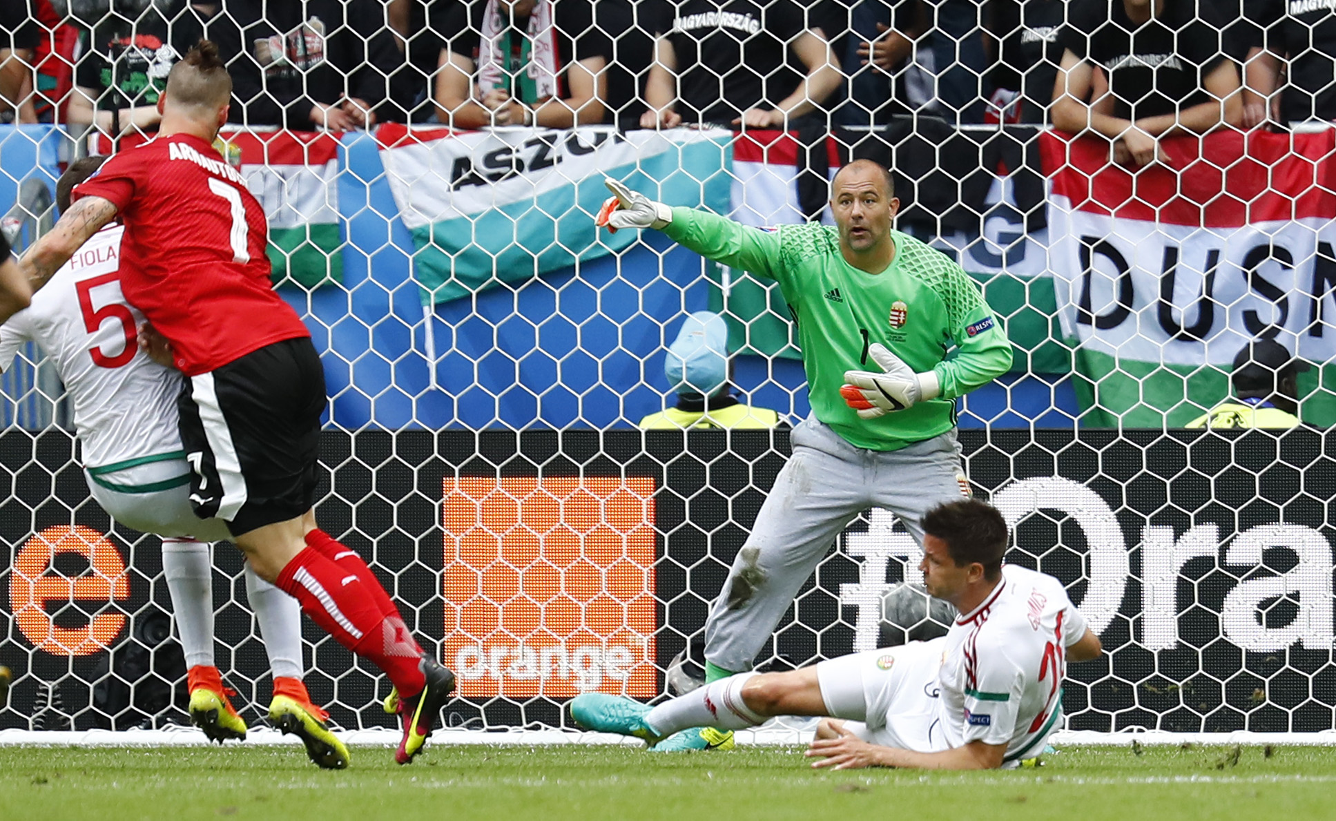 EURO 2016: Srušen REKORD koji je držao bivši trener Partizana (FOTO)