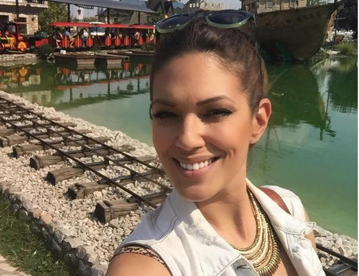 SVI JE GLEDAJU ŠOKIRANO! Nina Lečić objavila snimak BEZ TRUNKE ŠMINKE ...