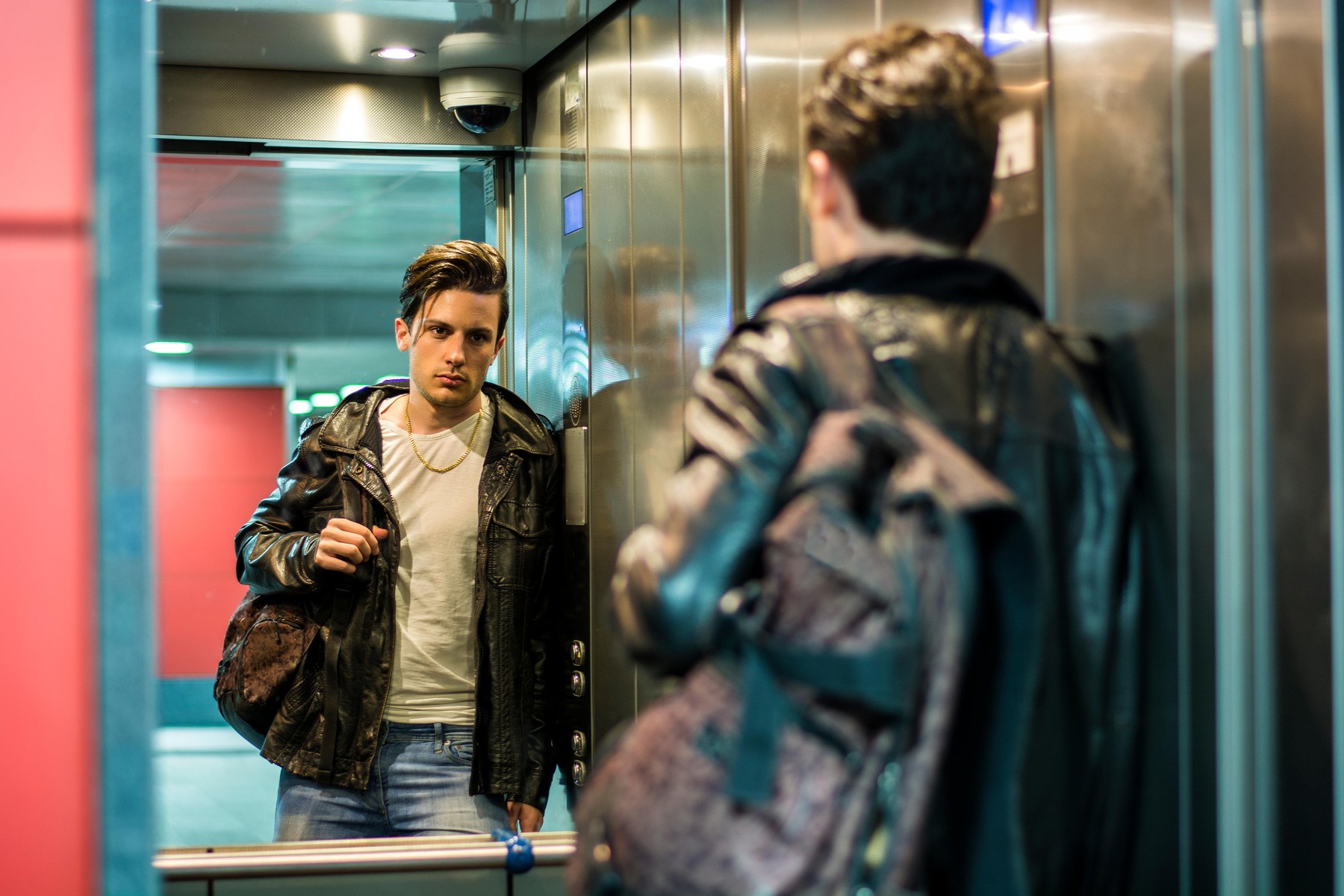 Ovo je jedina stvar koja vam može spasiti život kada LIFT počne da PADA!