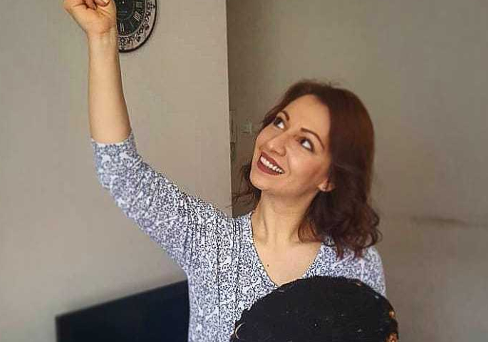 DEJANA IZ NIŠA PRAVI BUREK KOJI NE GOJI! Majka TROJE dece mesi BEZ ...