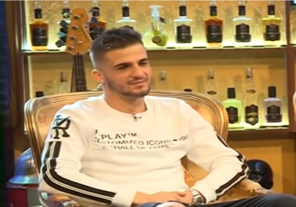 PRIZNAO?! FOLK pevač Emir Aličković u vezi sa OVOM zadrugarkom? (VIDEO)