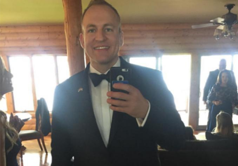 DOLAZI DA OBIĐE OČEV GROB Vojin Ražnatović posle 17 godina dolazi u Beograd