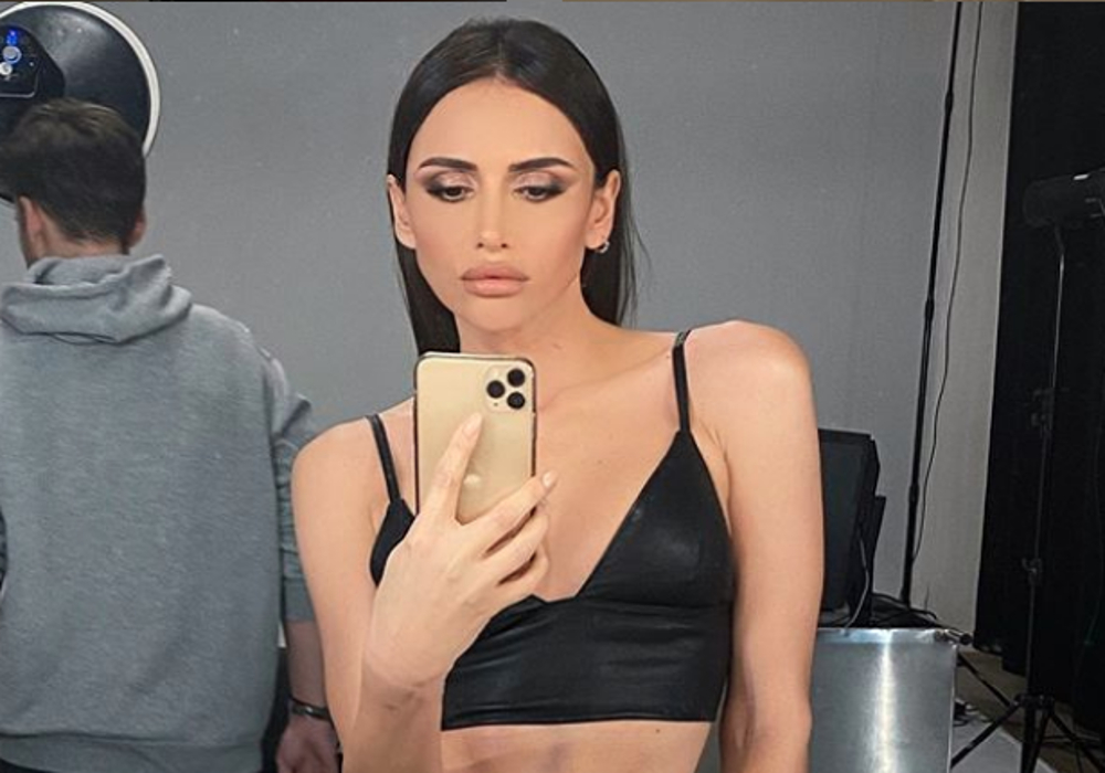 EVO KAKO JE IZGLEDALA PRE OPERACIJA: Emina Jahović OTKRILA ono što bi se MALO KOJA pevačica USUDILA!