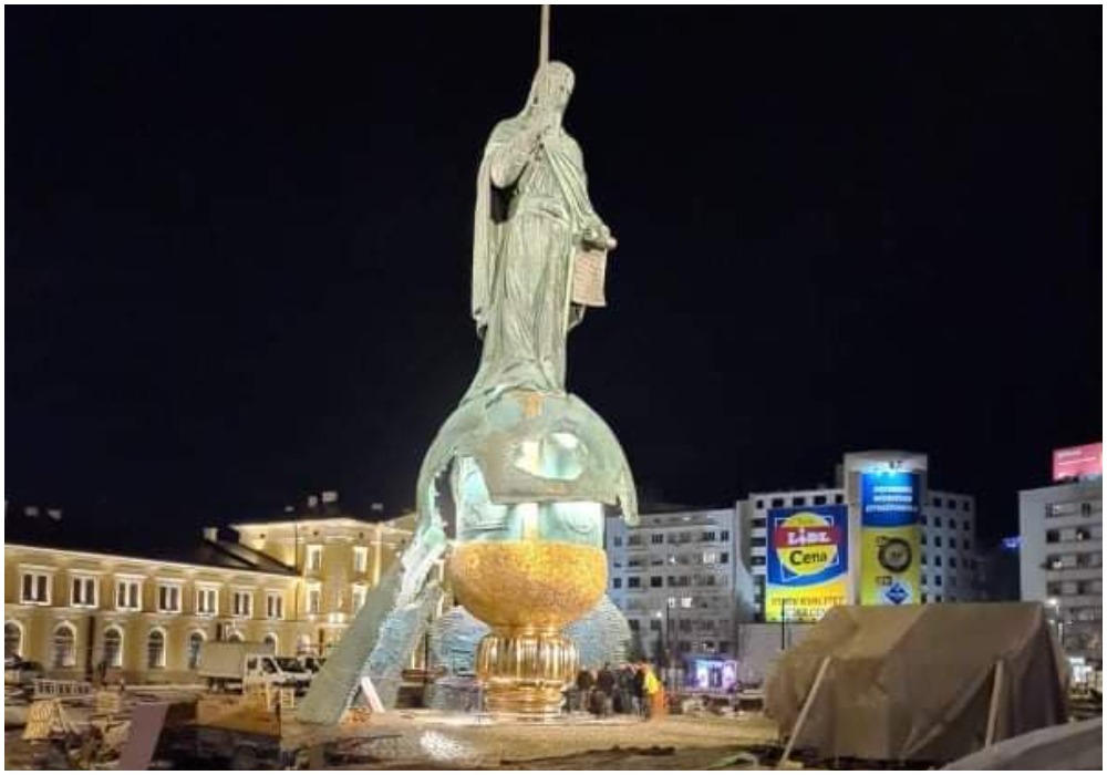 SIMBOL SNAGE SRPSKE DRŽAVE! Laskarev: Umetničko delo koje "ulazi u ...