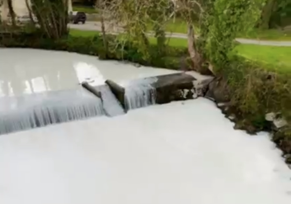 GRAĐANI U ŠOKU: Stižu žalbe na sve strane zbog BELE VODE! (FOTO)