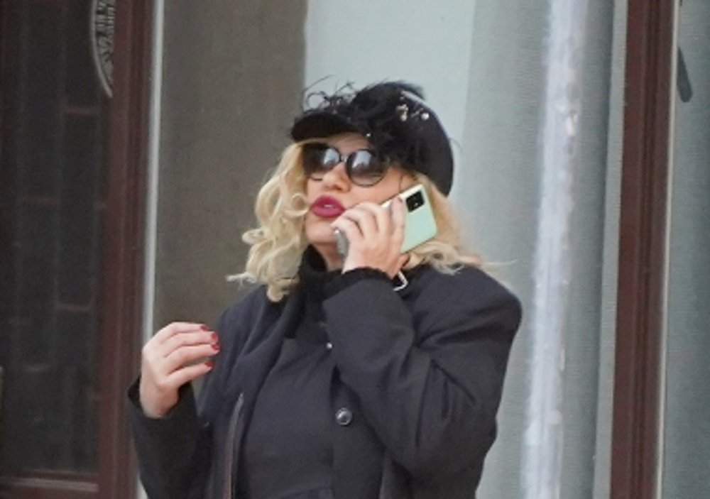 "NE MOGU DA PLAĆAM RAČUNE..." Nada Topčagić odlučila da proda ...