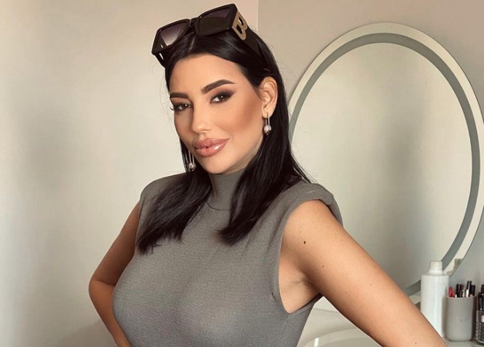 SAMU SEBE NAZIVA LUTKOM, a evo kako je Katarina Grujić IZGLEDALA PRE ...