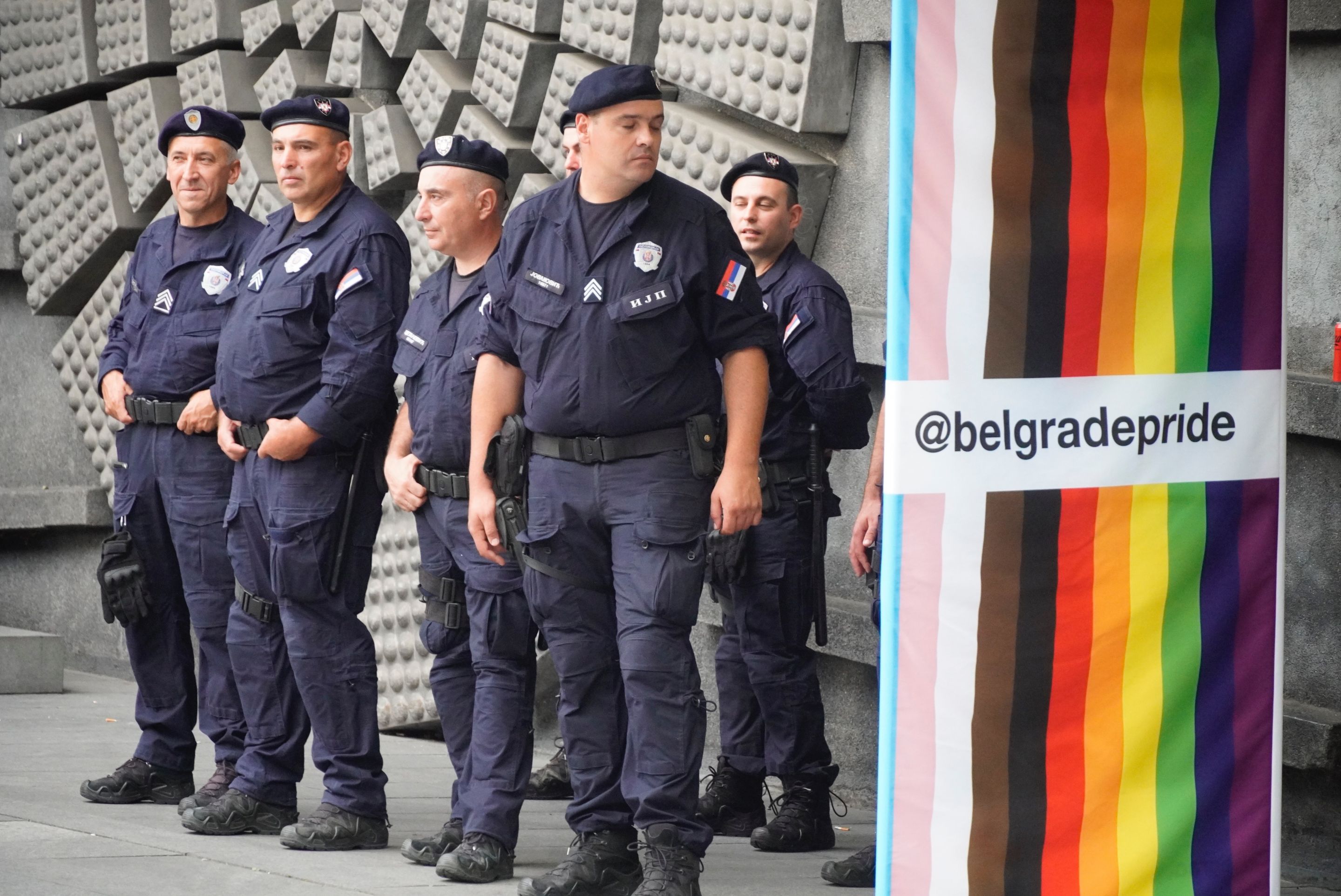 BIĆE SANKCIONISANI SVI KOJI BUDU ŠETALI U SUBOTU: Evo kolike su kazne za one koji dođu na ...