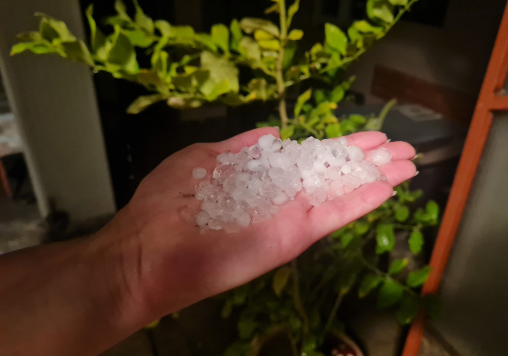 APOKALIPTIČNE SCENE IZ SRBIJE! Oblak kao svemirski brod - očekuju se ...