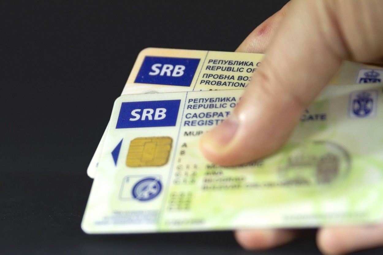 ISTEKLA VAM JE VOZAČKA DOZVOLA? Evo koja je cena i šta je potrebno da ...