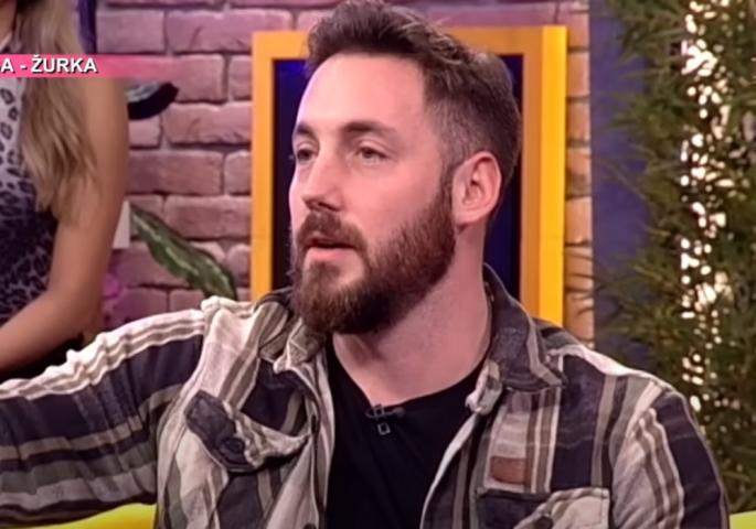 Petar Strugar u pratnji svoje lepše polovine: Glumac se ne odvaja od nove devojke Nine, a evo ...