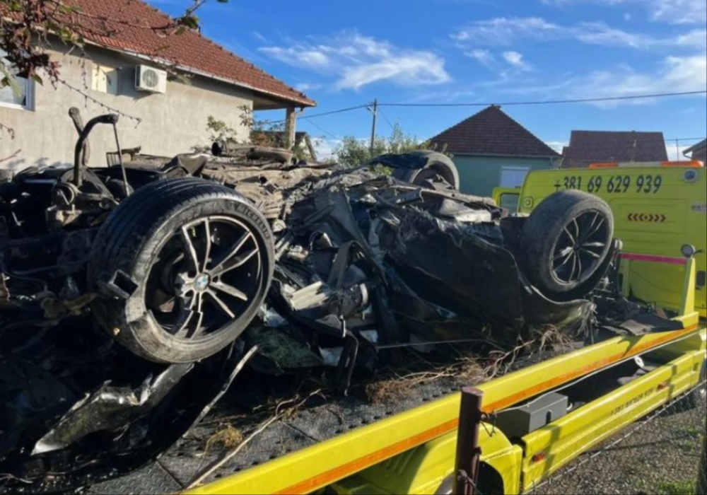 DETALJI UŽASNE NESREĆE KOD SMEDEREVA: Brzinometar "zakucao" 240km/h, automobil skroz smrskan