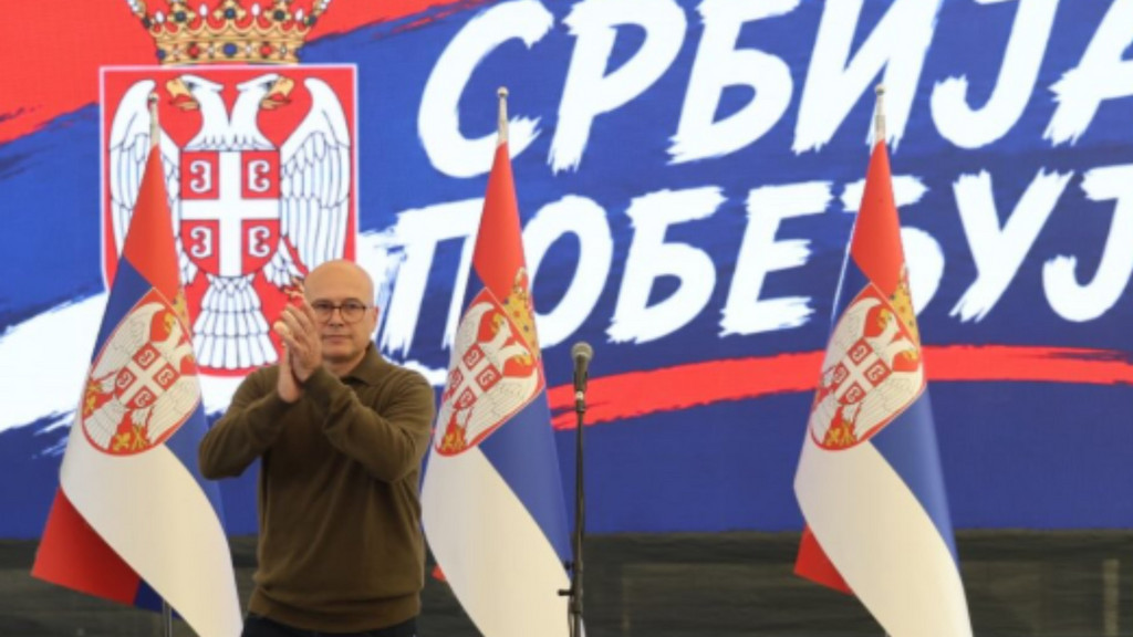 (FOTO) "NEMA IGRANJA OKO VOJVODINE" Miloš Vučević na narodnom skupu u ...