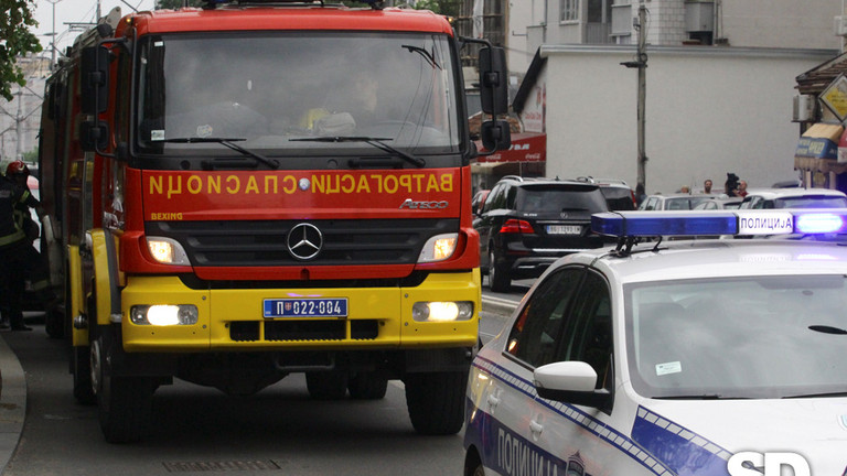 "Začuo se glasan prasak, kao eksplozija" Grom pogodio Pobrđe kod Novog ...