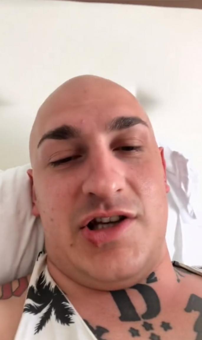 "PUKLA MI JE GRUDNA KOST!" Srpski reper sleteo autom u provaliju ...