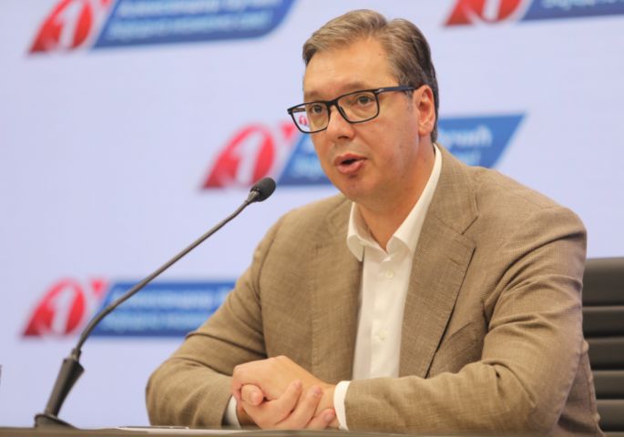 DANAS SEDNICA GLAVNOG ODBORA I PREDSEDNIŠTVA SNS: Prisustvuje ...