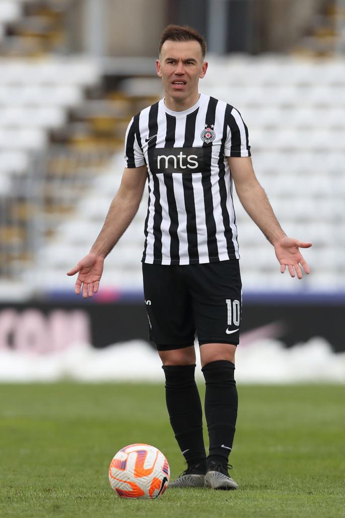 FUDBALER PARTIZANA VENČAO TALIJU: O njihovoj sreći svi pričaju i svi se ...