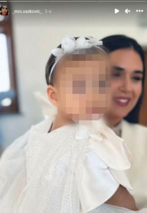 Pevač Leksington benda krstio ćerku - evo ko je postao KUMA deteta ...