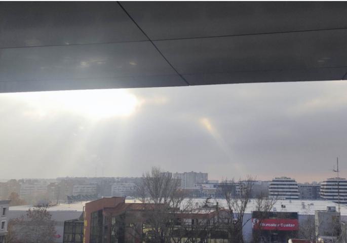 REDAK FENOMEN NA NEBU IZNAD BEOGRADA: Neobičan prizor, građani gledali ...