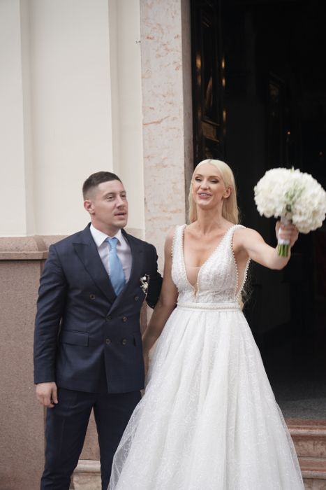 RASKOŠNO VENČANJE GLUMICE ANJE MIT: Mlada će promeniti TRI VENČANICE ...