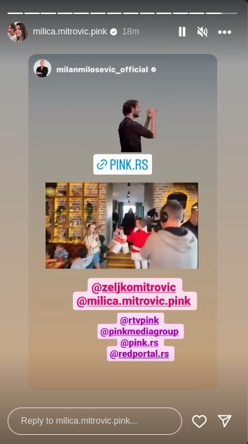 Milica Mitrović pokazala Željka kako deli poklone