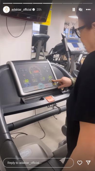 Adam Adaktar odveo babu u teretanu