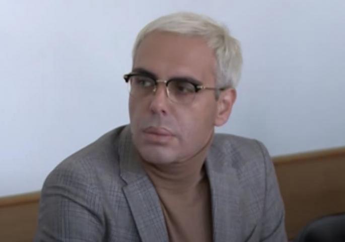 Boki 13 oglašavanje nakon zatvora