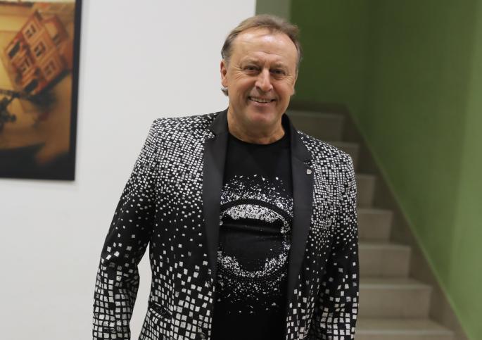 "To je ORKESTRIRAN NAPAD, UŽASNUT SAM" Oglasio se poznati pevač nakon ...