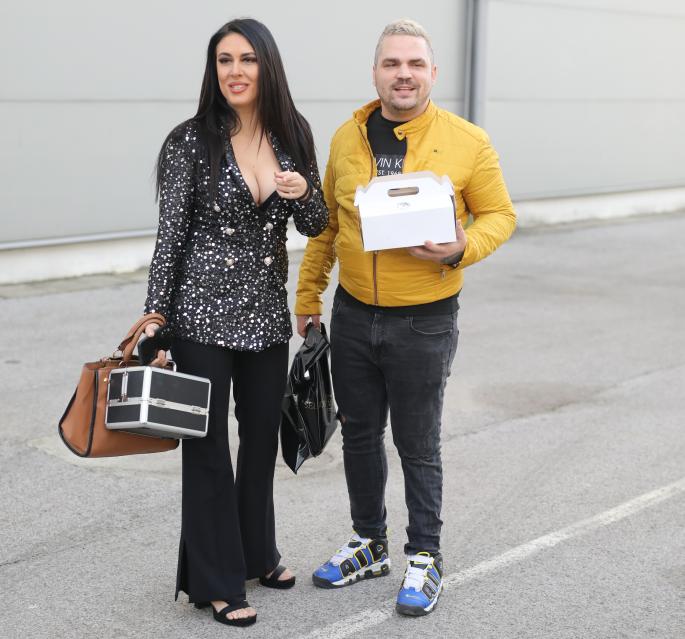 ZADRUGARI STAJU NA LUDI KAMEN: Otkrili sve planove povodom venčanja ...