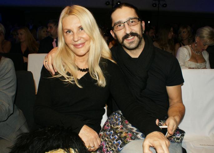 SADA UŽIVA SA 35 GODINA MLAĐIM - A evo kako izgleda prvi suprug Verice ...