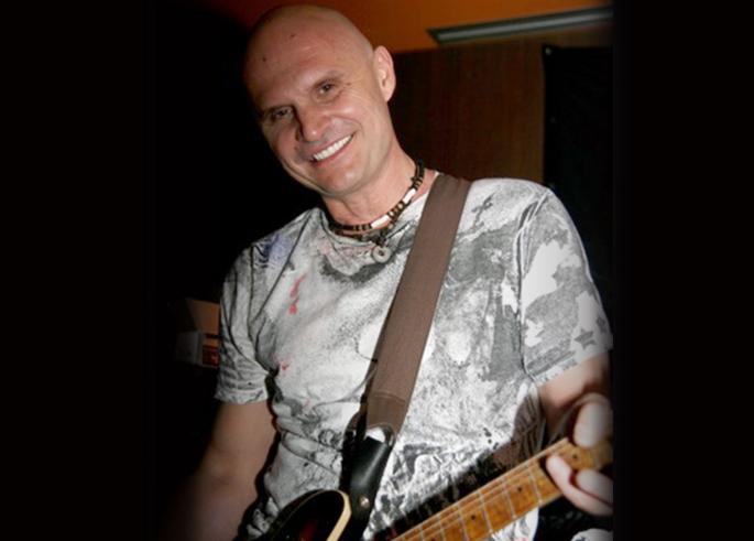 A nekada je bio TRŠAV! Pogledajte kako je Mili iz grupe Miligram ...