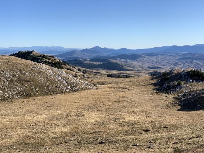 Bitka za visoravan Hrbljinu, zbog vetrenjača: Opština Glamoč otima ...