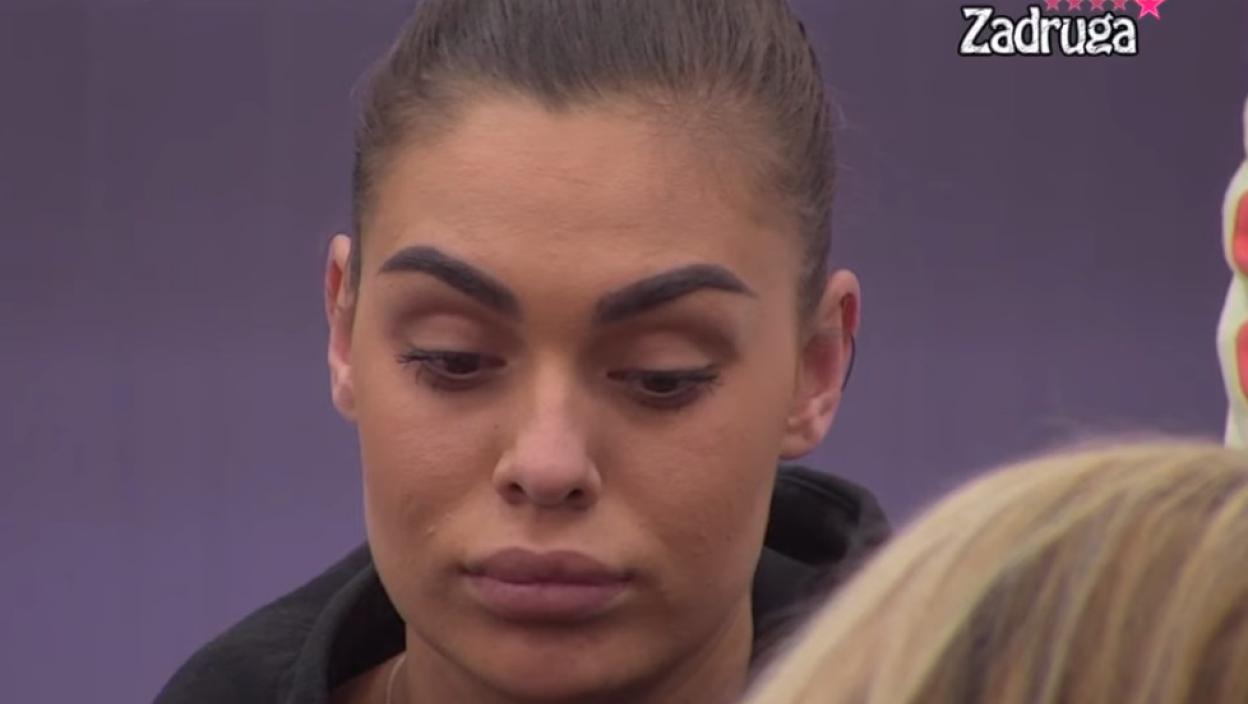 "NEMOJ MINA MOLIM TE, NEĆU U ZATVOR!" Vrbaški alarmirala policiju zbog snimka pretnji masovnim ...