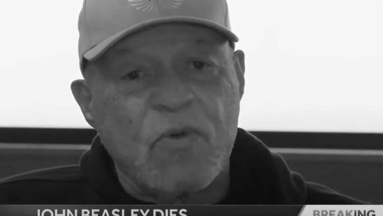 Poznati glumac preminuo u 79. godini, oglasio se neutešni sin