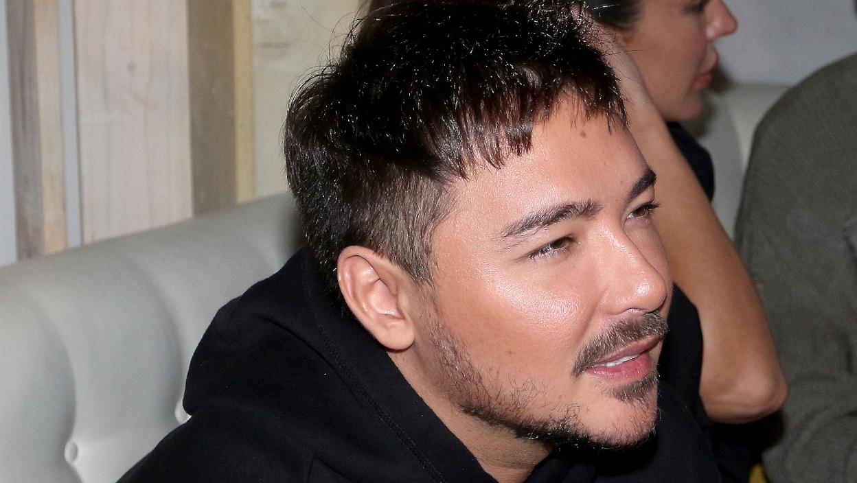 Milan Stanković se javno zahvalio Jeleni - prvo obraćanje pevača nakon dugo vremena zbog njenog ...