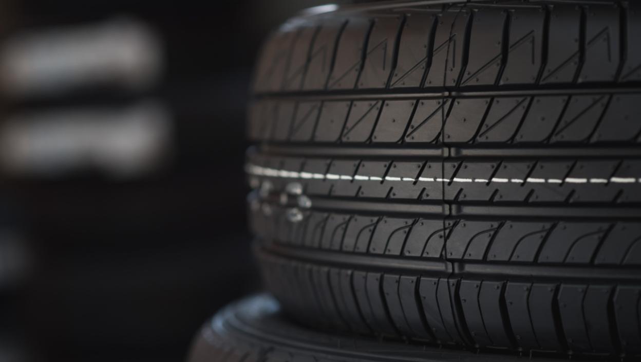 Evo od kog datuma su obavezne zimske gume: Ovo su njihove cene, ovoliko košta zamena - detaljna ...
