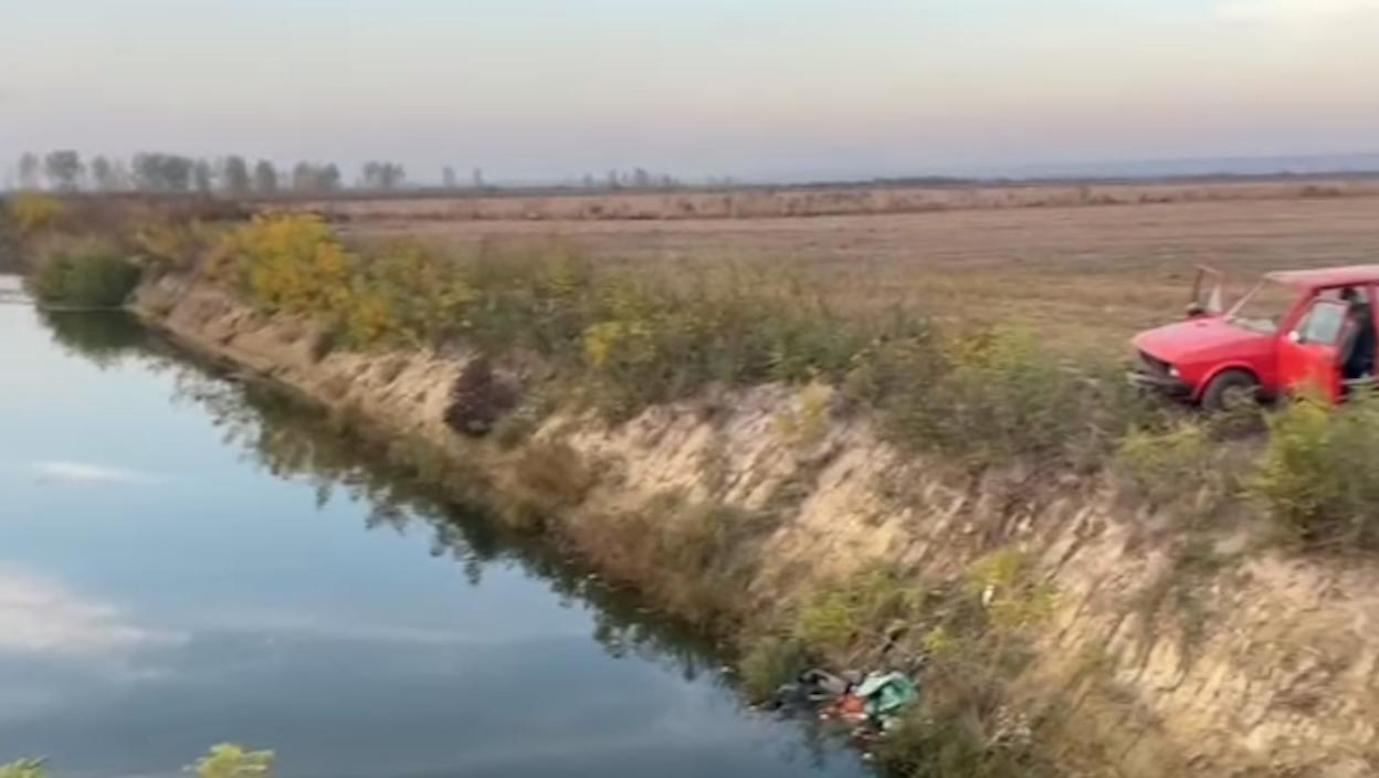Prvi snimci sa lica mesta nakon jezive nesreće u Šidu u kojoj su poginula dva muškarca (VIDEO ...