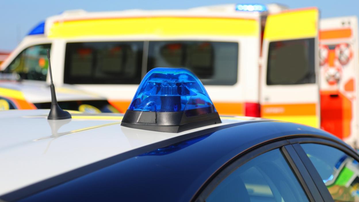 Karabinjeri, vatrogasci i helikopter na licu mesta: Automobilom uleteo u masu, ima mrtvih ...