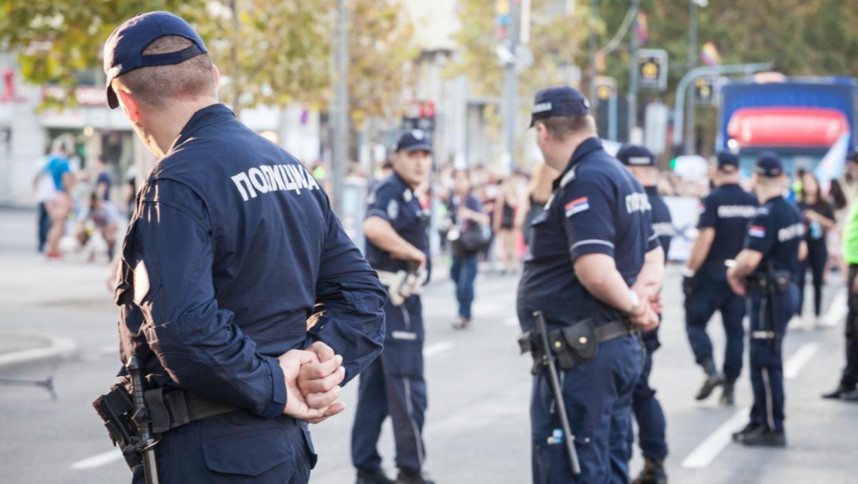 Drama u centru Beograda: Ljudi hitno evakuisani, policija na licu mesta - Srbija danas