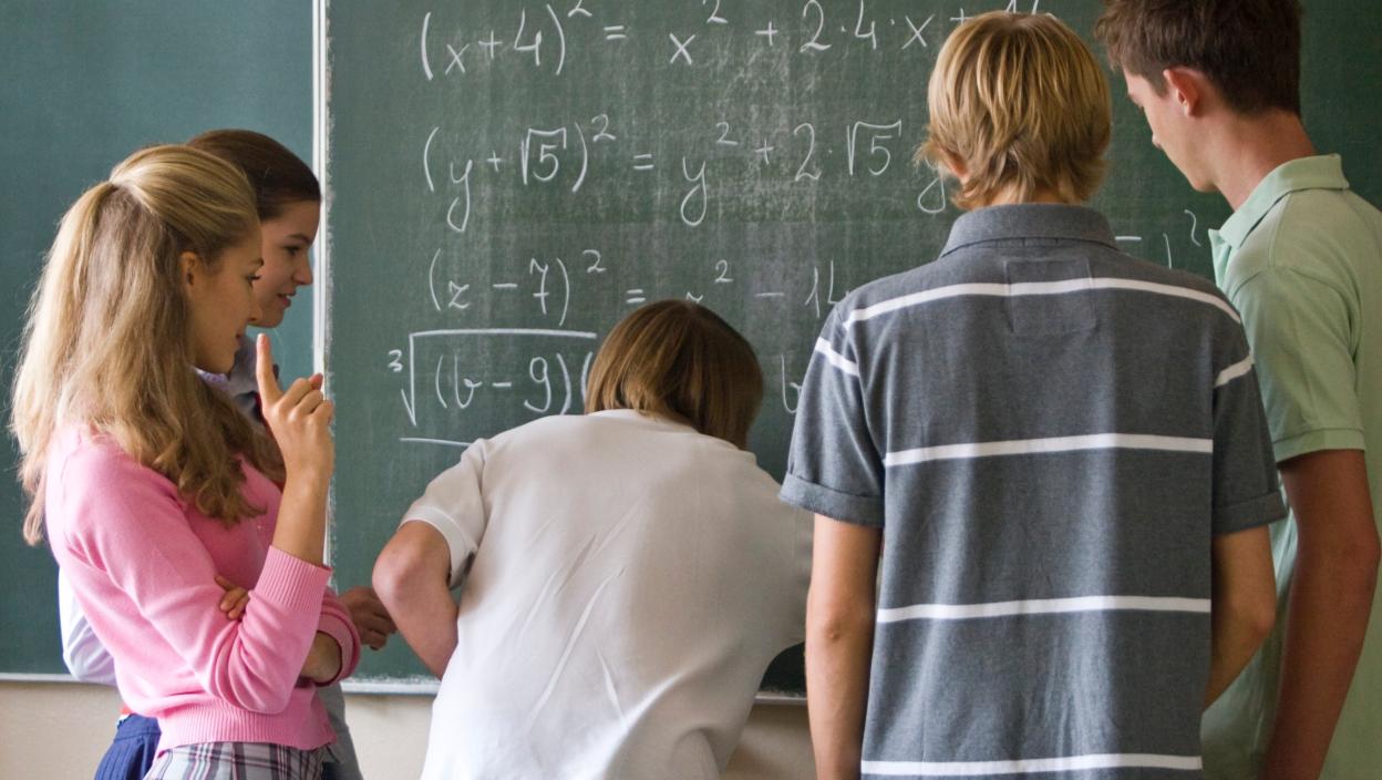 VI STE PONOS SRBIJE: Učenici Matematičke gimnazije doneli 8 MEDALJA iz ...